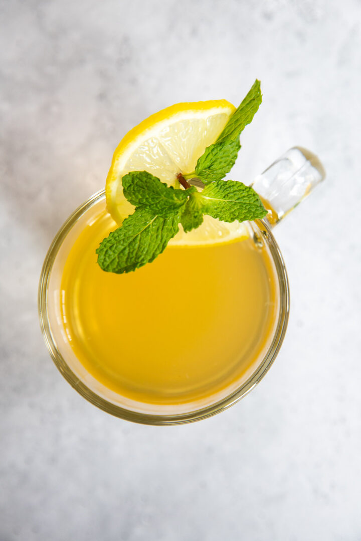 Starbucks Honey Citrus Mint Tea Recipe (Copycat Medicine Ball) - The ...